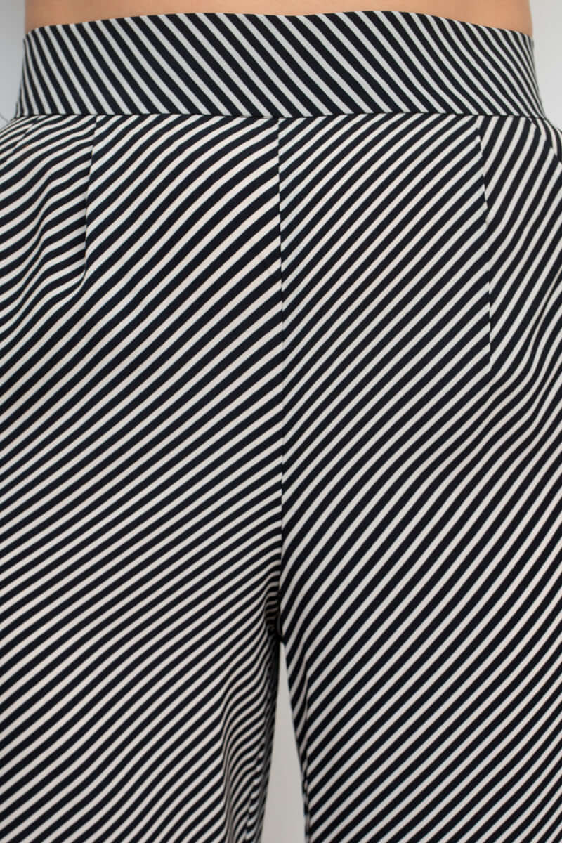 Philosophy Mid Waist Pull On Wide Leg Pleat Front Encased Elastic Back ...